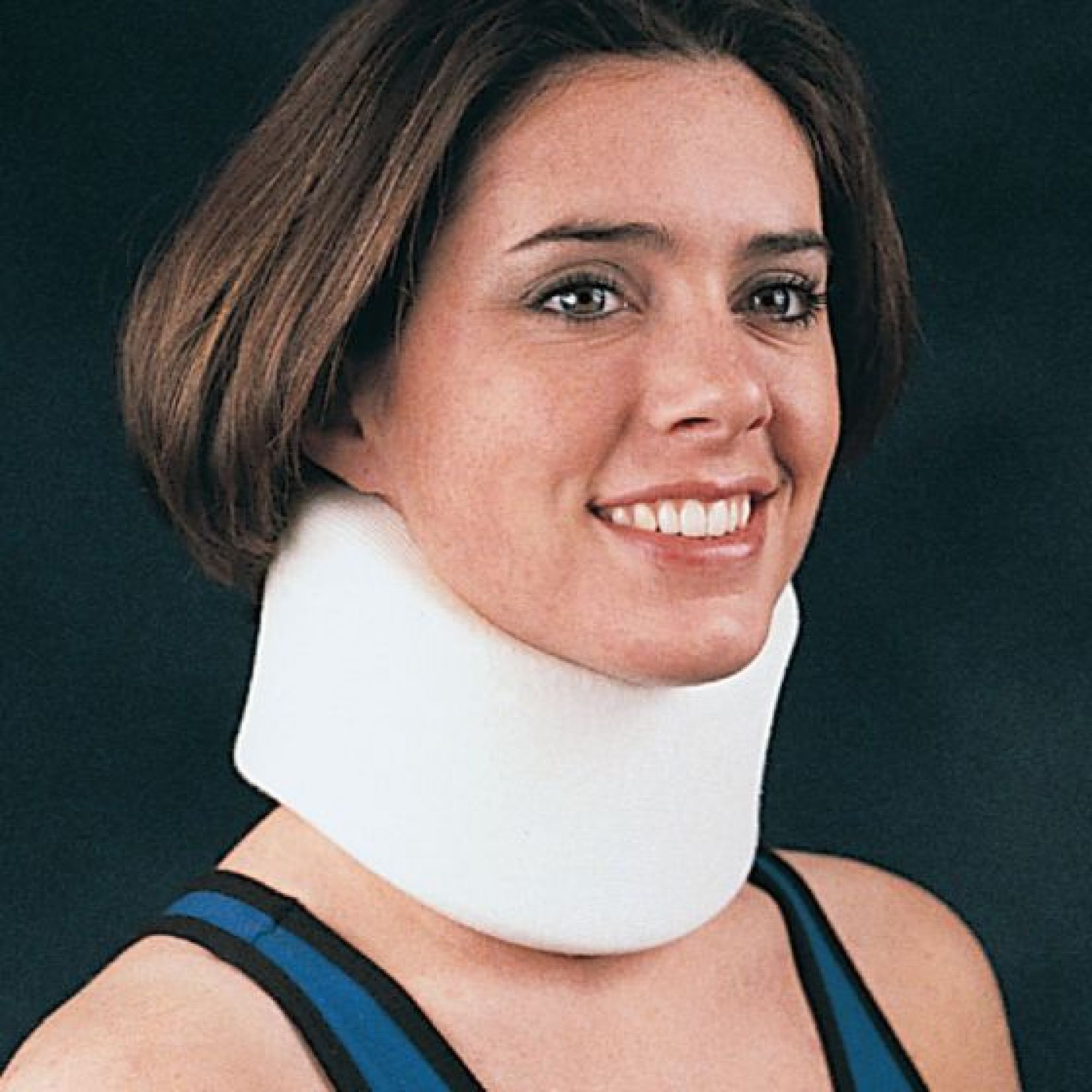 Rolyan Foam Cervical Collar | Non-Rigid Support and Limits Mobility ...